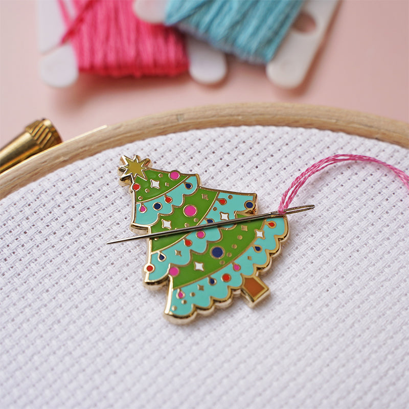 Needle Minder - Christmas Tree | Caterpillar Cross Stitch